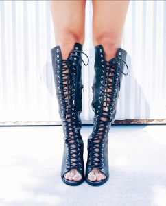 #StyleGuruLove—12 Instagram Photos That Are Too Cute To Boot(s)
