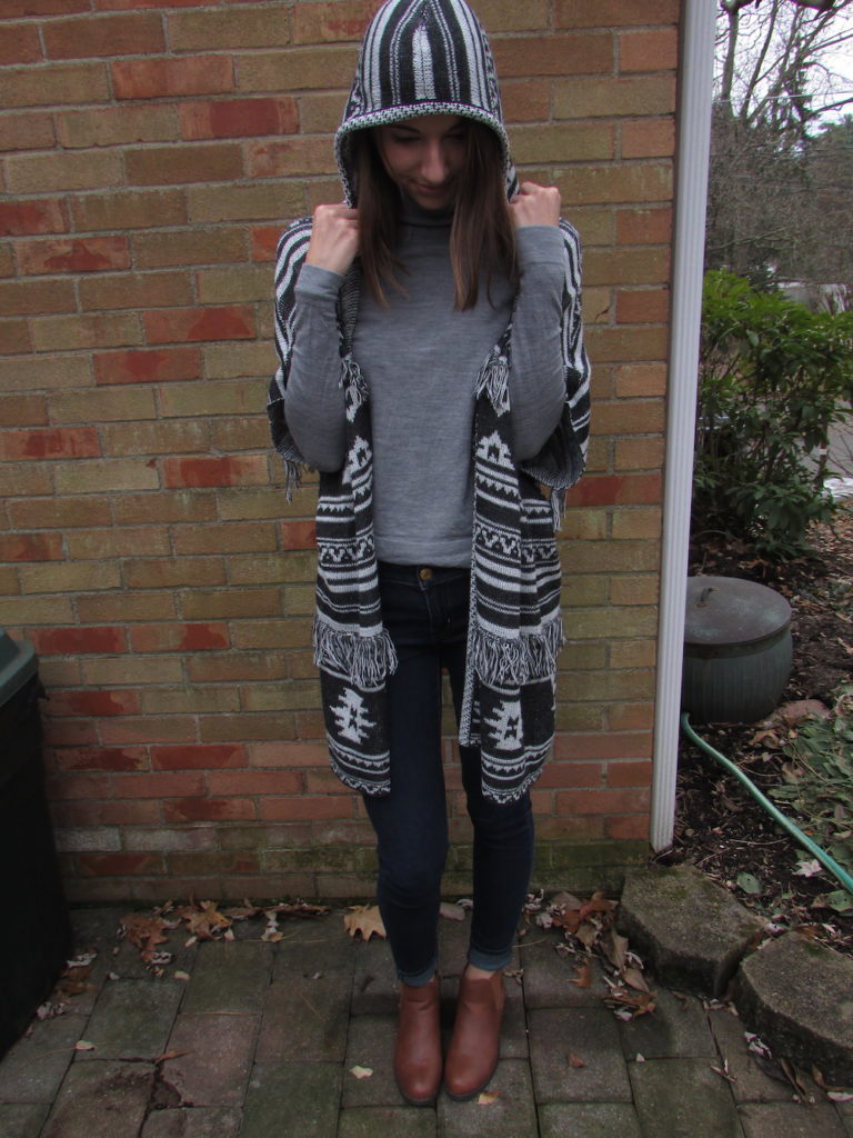 STYLE GURU STYLE: Hooded Comfort