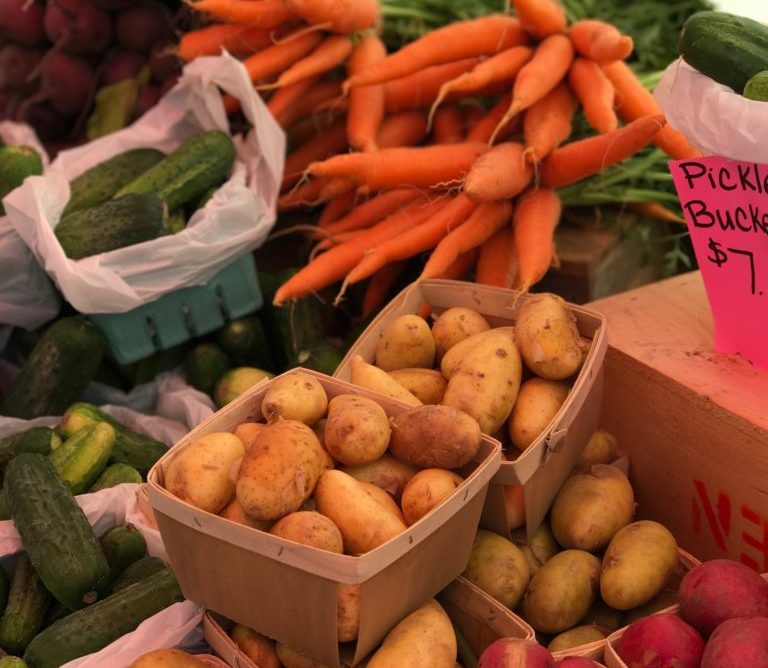 How to Shop Local and Eat Local