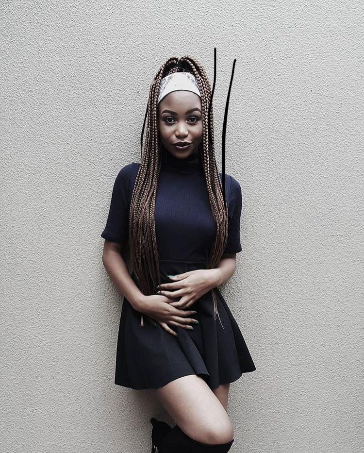 21 Ready-for-Class Hairstyles You Can Copy When You're Out of Ideas