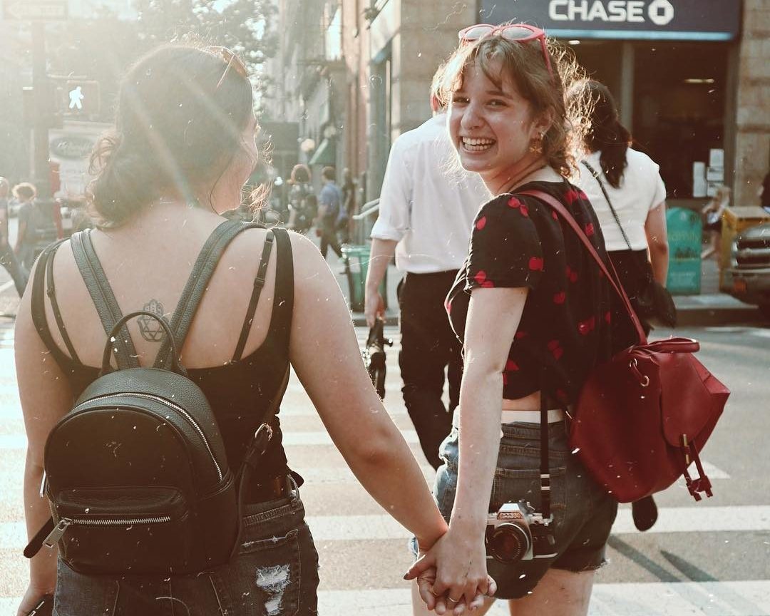 16 Ways to Make Friends in College, Because It's Overwhelming