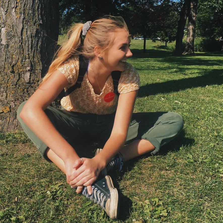 Scrunchies Are the ’80s Trend We’re Still Loving in 2018