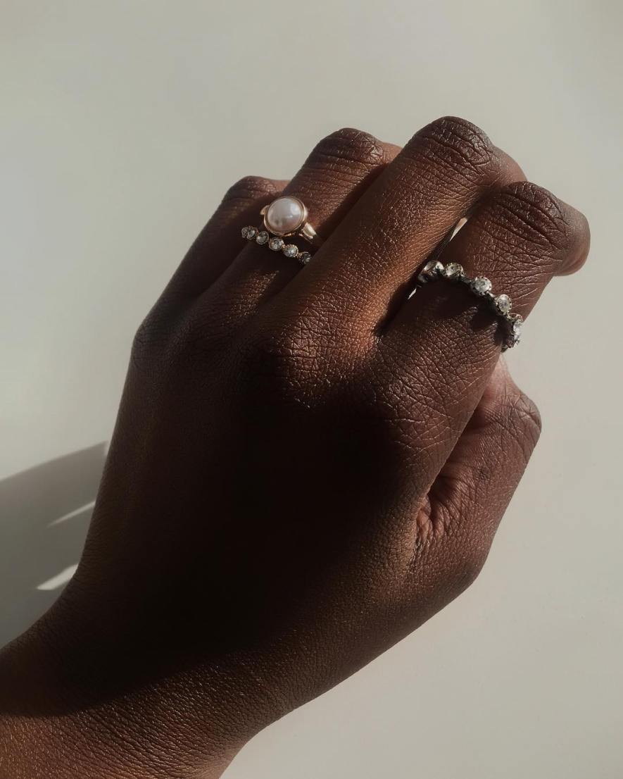 6 Best Fall Accessories to Spice up Your Look This Season