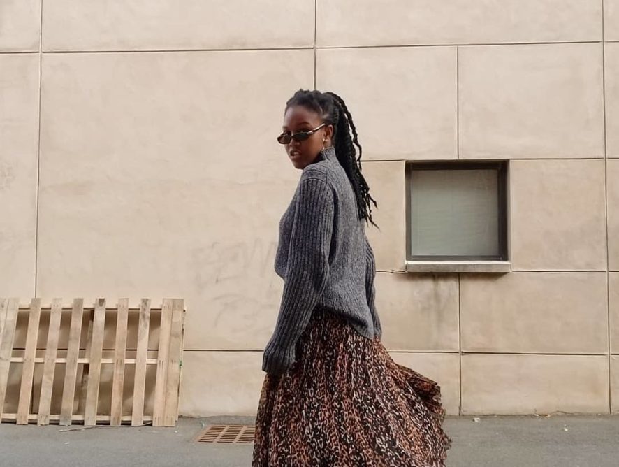 You Won’t Sacrifice Style or Comfort with These Oversized Sweater Outfits