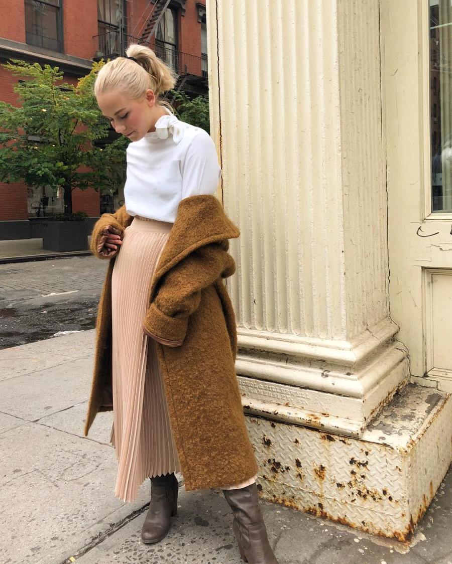 Stock Your Internship Wardrobe with These 16 Best Business Casual Outfits