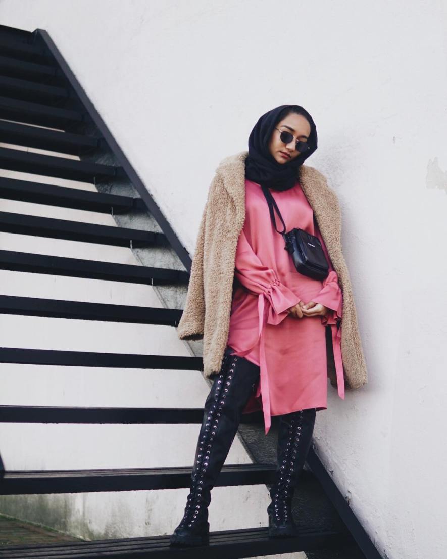 Walk Across the Stage in Style with These 10 Winter Graduation Outfits