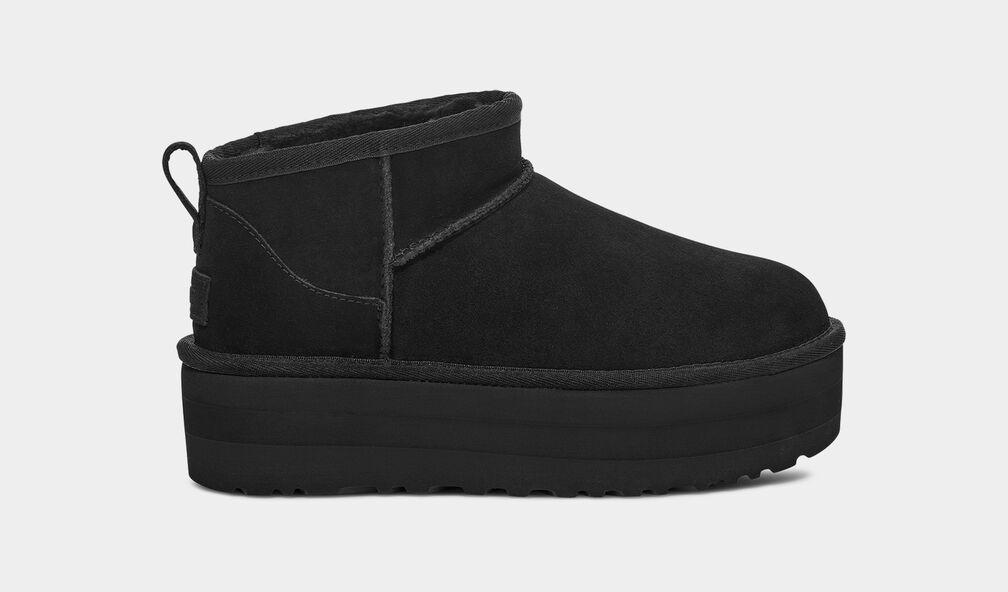 Platform Uggs Are The Major Fall Footwear Trend To Shop Right Now