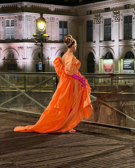 Here’s How To Style Unconventional Color Combinations This Winter
