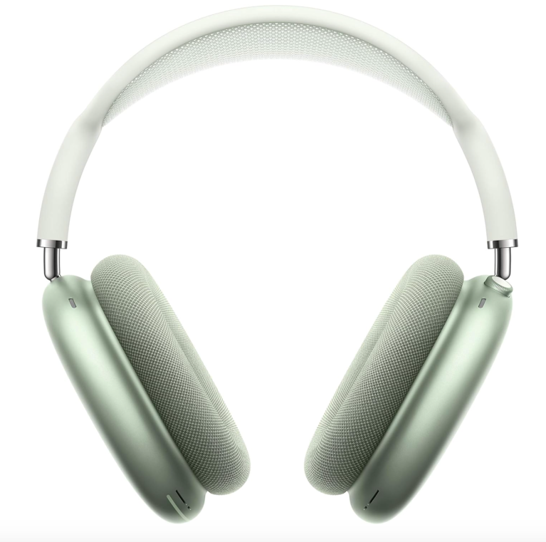 8 Layover Essentials For Your Next Trip To The Airport